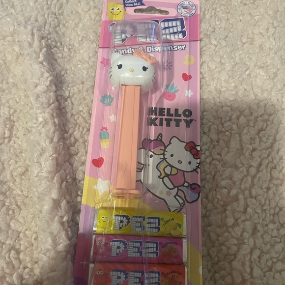 Toys | Vintage Hello Kitty Sanrio Pee Candy Dispenser Collectors Item ...